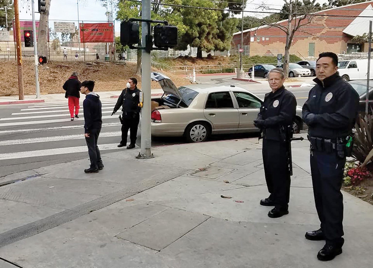 LAPD Reserves Go Above and Beyond During COVID-19 - Los Angeles Police ...